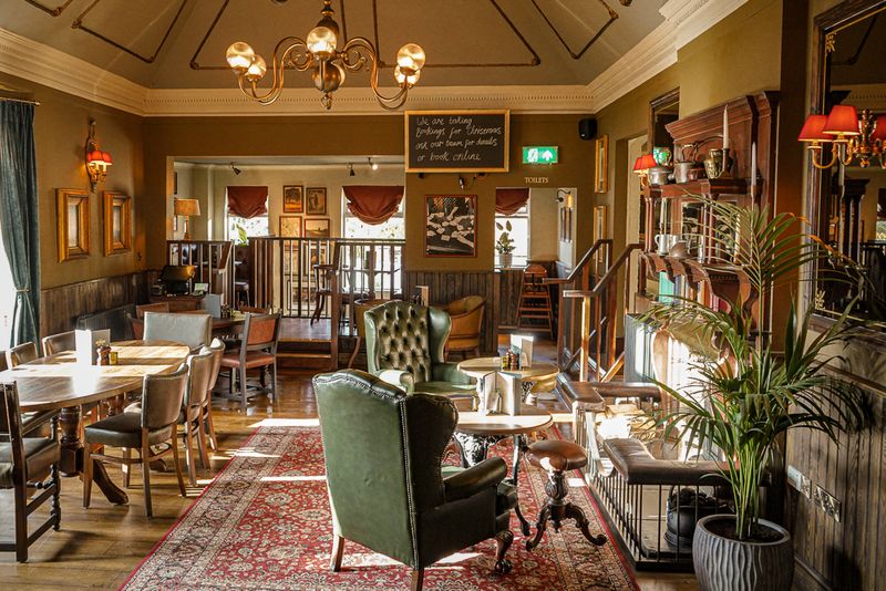 The Albert, Kingston - Traditional British Young's Pub