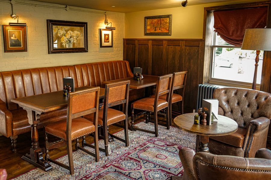 The Albert, Kingston - Traditional British Young's Pub